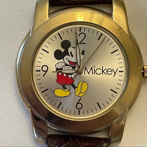 Disney | Accessories | Classic Disney Mickey Mouse Watch | Poshmark